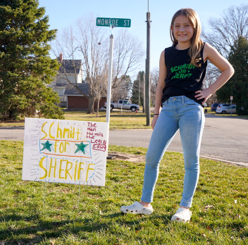 Future ‘first female sheriff of Tama County’ designs campaign signs ...